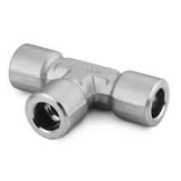 China Long-lasting Anti-rust Coating Coated Forged Pipe Coupler For Socket Weld Connection for sale