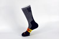 China Green Athletic Basketball Socks 64% Nylon 20% Spandex Anti-Bacterial Anti-Slip Custom Size for sale