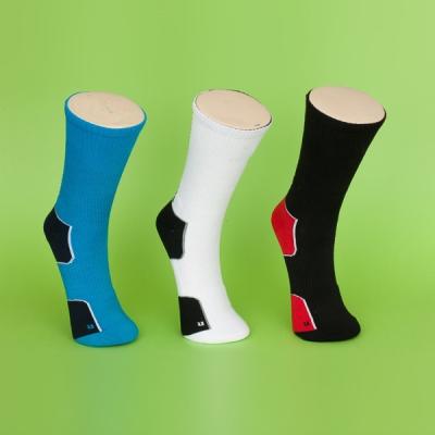 China Eco - Friendly Cotton Sports Ankle Socks With Sweat - Absorbent Material for sale