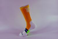 China Custom Breathable Basketball Socks 64% Nylon 20% Spandex Anti-Foul Elastane Cool Sports Socks for sale