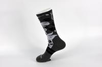 China Men's Knee High Black Athletic Basketball Socks 64% Nylon 20% Spandex Moisture Wicking for sale