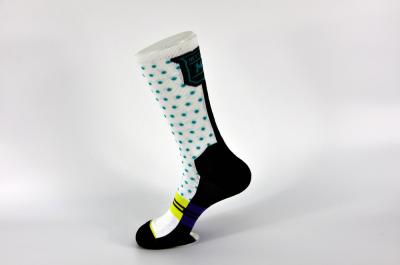 China Anti Slip Under Armor Basketball Socks 64% Nylon 20% Spandex Black Custom Size for sale