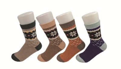 China Odor Resistant Brown Knitted Thermal Wool Socks With Breathable Absorbent for sale
