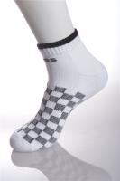 China Make To Order Winter Running Socks , Different Colors Seamless Running Socks for sale