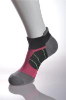 China Cotton Anti Blister Running Socks for Adult Yellow Winter 144 Needle Nylon Spandex for sale