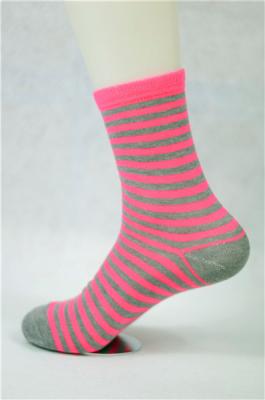 China Odor Resistant Quick Dry Anti Slip Socks Antibacterial Fabric 96 Needle Adult Size OEM for sale