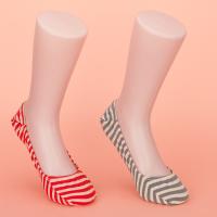 China Grey Red Stripes Non Slip No Show Liner Socks 76 Cotton 21 Nylon Adult Size Custom for sale