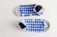 China Custom Color Stripes Sweat Absorbent Sports Ankle Socks 144 Needle Cotton Nylon Spandex for sale