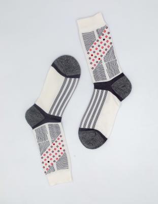 China Custom Nylon Sports Ankle Socks for Boys Anti-Bacterial Breathable 144 Needle for sale