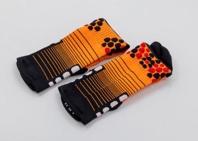 China Unisex Anti Skid Athletic Basketball Socks One Size Custom Logo OEM 1200 Pairs MOQ for sale