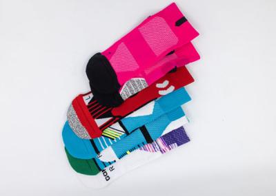 China Breathable Anti Slip Basketball Socks One Size Custom Logo 1200 Pairs MOQ for sale
