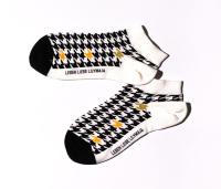 China Non Slip Ankle Socks for Men Women Sweat Absorption Cotton Bottom Size 9-11 Four Seasons for sale