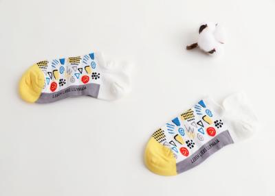 China Men'S Special Four Seasons Breathable Ankle Socks With Antibacterial Effect for sale