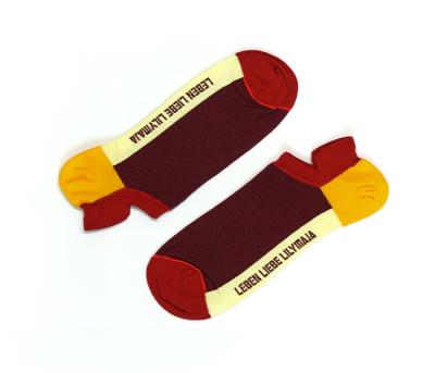 China Custom Logo Anti Odor Wear Resistant Ankle Socks for Men Women Porous Breathable Athletic Socks for sale