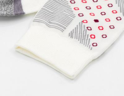 China Anti Skid Sweat Wicking Running Socks Spandex Nylon Ankle Socks Size 9-11 for sale