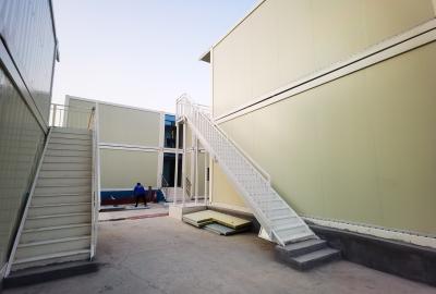 China Apartment Units Flat Pack Container House Prefabricated Prefab Living Cabins for sale
