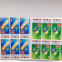 China Rectangular Household Essentials Labels CMYK Vinyl BOPP Removable Adhesive Labels for sale