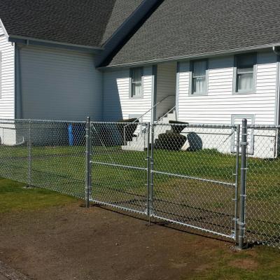 China 6ft 50ft Diamond Mesh Fence PVC Coated Gi Chain Link Mesh 9 Gauge for sale