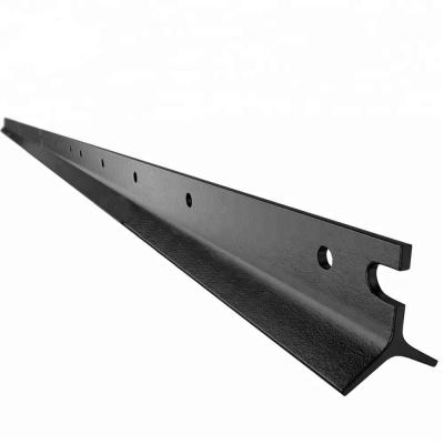 China Heavy Duty Metal Fence Post Hot Dipped Galvanized Steel Star Picket Fence Post Y Shaped for sale
