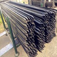 China 6ft 8 Foot Fence Post Metal Black Bitumen Farm Y T Star Picket Post for sale