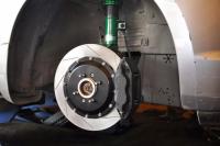 China Car Brake System Kit 285*24mm Brake Disc And Caliper Kit For Front 15in Rim Wheel for sale
