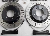 China HT250 365*34mm 8 Pot Brakes Drilled Brake Disc Caliper 226-10*D9 PCD for sale