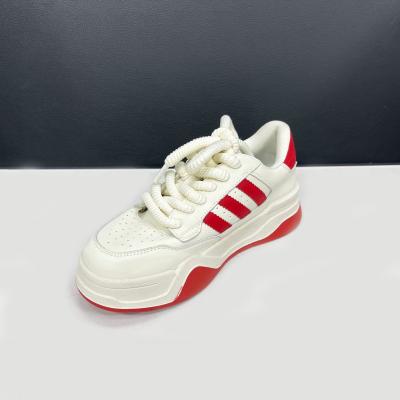 China Breathable Classic Rubber Canvas Shoes Women Sneakers With Assorted Colors for sale