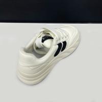 China Low Cut Womens White Casual Sneakers Comfort Black Colorblock Letter for sale