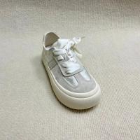 China Women white classic and comfort sneaker with silk lace daily use for sale