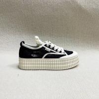 China Women lace canvas shoes with thick sole and hollow breathable fisherman for sale
