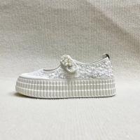 China Women fashion sport shoes with pearl on surface for causal use in summer OEM for sale