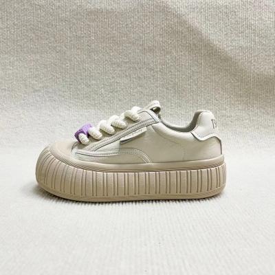 China Women casual leather shoes with thick soled and in fashion style for sale