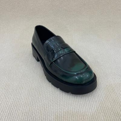 China Fashion Green Platform Loafers Modern Leather Platform Loafers for sale