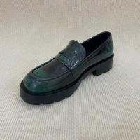 China Fashion Green Platform Loafers Modern Leather Platform Loafers for sale