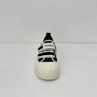 China PU Insole Breathable Walking Trainers With Round Toe For Spring for sale