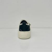 China PU Insole Breathable Walking Trainers With Round Toe For Spring for sale