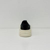 China Women Black Breathable Espadrilles Sneakers With Pearls On And Low Top for sale