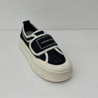 China OEM Black Canvas Trainers Womens Rubber Outsole Wide Fit Canvas Trainers for sale