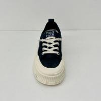 China Mid Top Breathable Mesh Sneakers Black Womens Fashion Trainers for sale