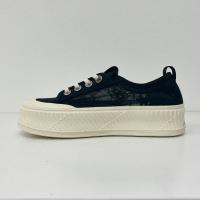 China Mid Top Breathable Mesh Sneakers Black Womens Fashion Trainers for sale