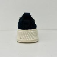 China Mid Top Breathable Mesh Sneakers Black Womens Fashion Trainers for sale