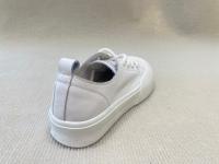 China Genuine Leather Soft Comfortable Trainers Size 35-Size 40 Ladies Soft Trainers for sale
