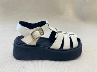 China Black White Designer Platform Sandals US 5- US 10 Flat Platform Sandals for sale