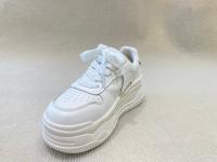 China Autumn White Canvas Trainers Heightening Womens White Leather Casual Sneakers for sale