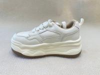 China Heightening White Trainers Women Pigskin Insole Ladies Trainers for sale