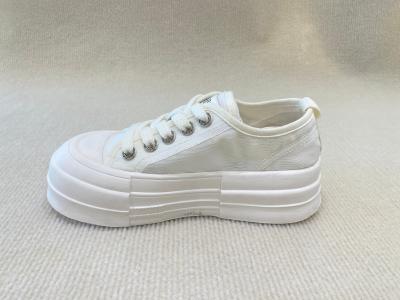 China Fashion White Platform Sneakers Mesh Upper 2024 Summer Lacing And Leisure for sale