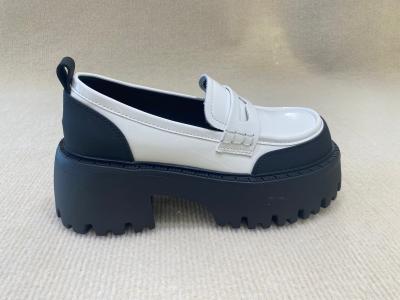 China Black White Thick Sole Loafers Womens British Style Thick Soled Leather Loafers for sale
