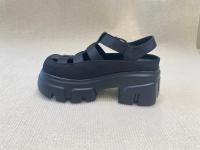 China Genuine Leather Womens Black Platform Sandals Heightening for sale