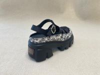 China Embroidered Women'S Platform Elevating Shoes for sale