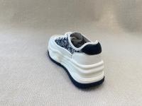 China Chinese style embroidery low-top women casual sport lightweight comfortable round head for sale